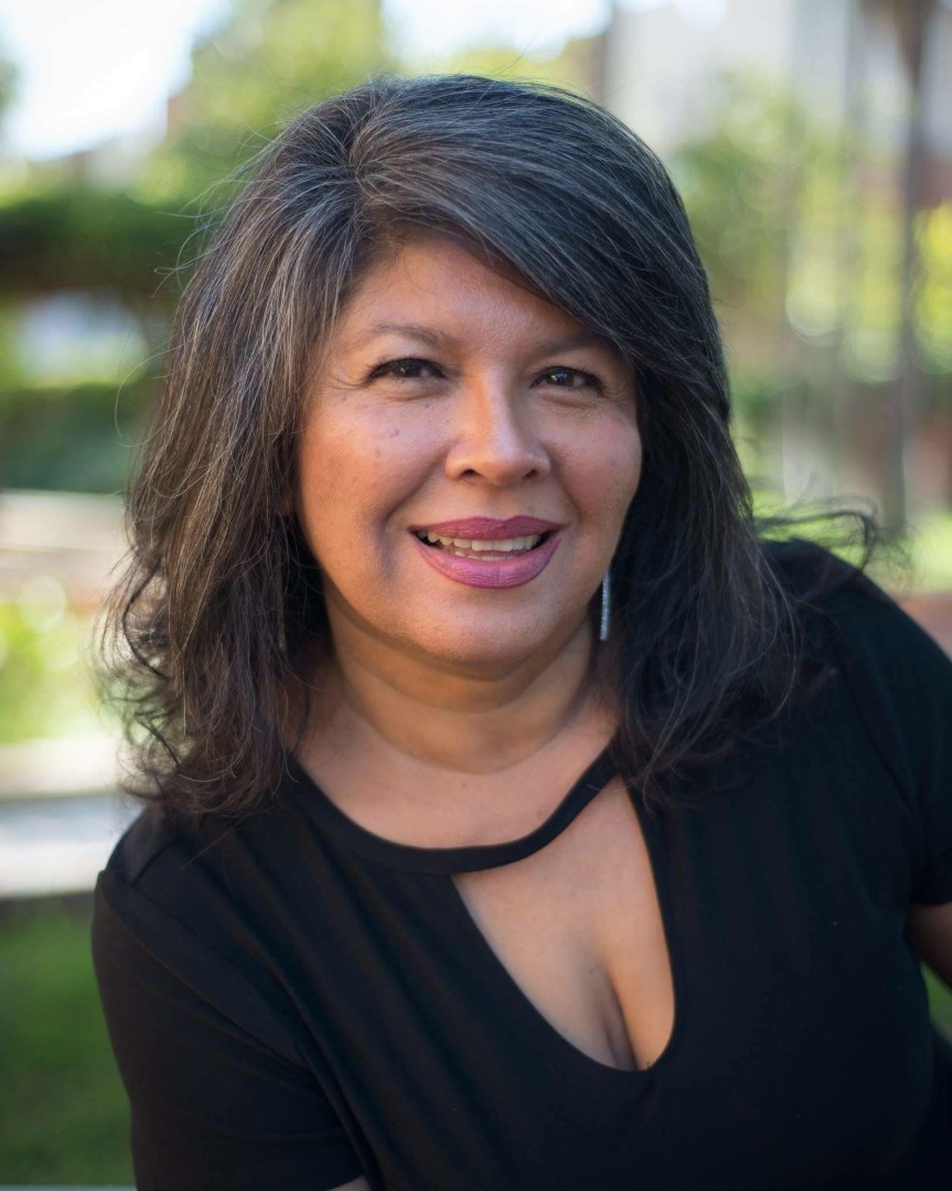 Alianza Charter School - Biblioteca ~Library